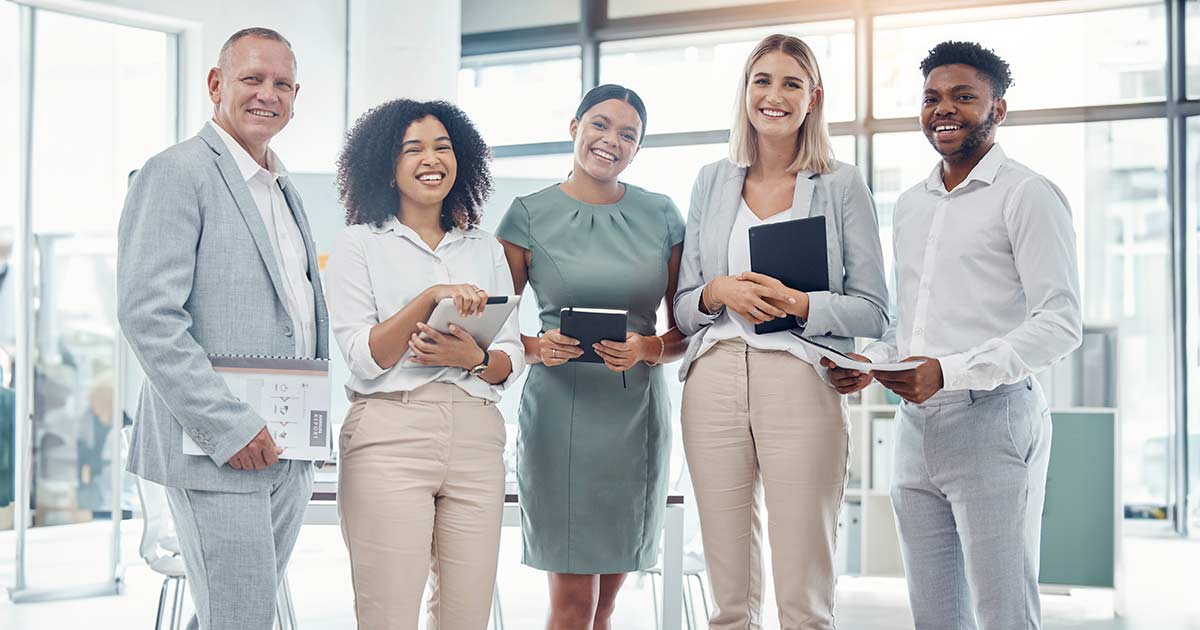 Staffing Agencies Vs Headhunters What S The Difference